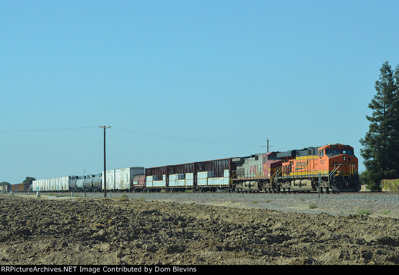 BNSF 7529